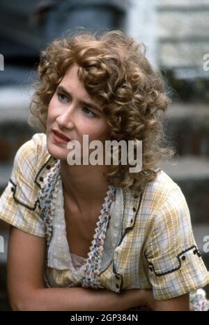 RAMBLING ROSE (1991) LAURA DERN, LUKAS HAAS RMR 017 Stock Photo - Alamy