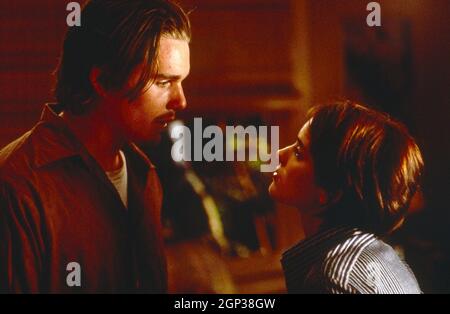 REALITY BITES, from left: Winona Ryder, John Mahoney, 1994. ph: Van ...