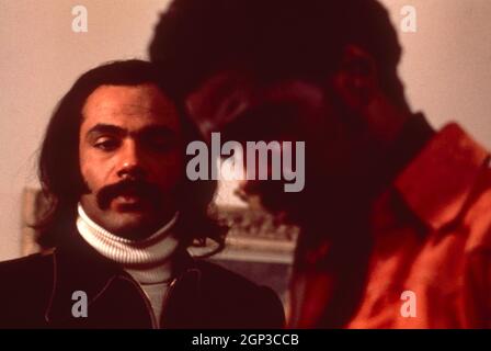 SUPERFLY, (aka SUPER FLY), from left: Sheila Frazier, Ron O'Neal, 1972 ...