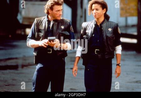 Jean-Claude Van Damme & Gloria Reuben Film: Timecop (1994) Characters ...