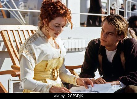 TITANIC, from left: Leonardo DiCaprio, Kate Winslet, 1997. TM ...