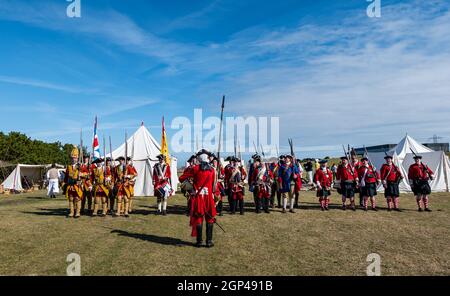 Hanoverian soldiers and officer in period costume for re-enactment of ...