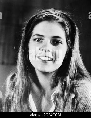 BEN -1972 MEREDITH BAXTER Stock Photo - Alamy