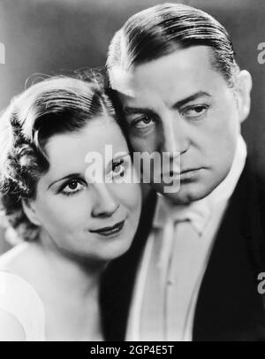 CAVALCADE, from left: Diana Wynyard, Irene Browne, Clive Brook, 1933 ...