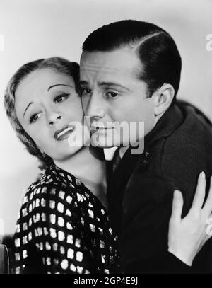 CAVALCADE, from left: Irene Browne, Diana Wynyard, Una O'Connor, 1933 ...