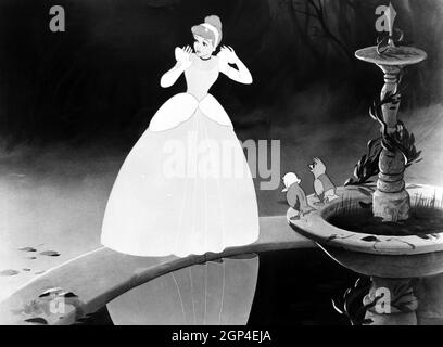 CINDERELLA, Cinderella, 1950, ©Walt Disney Pictures/courtesy Everett ...