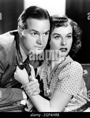 BOB HOPE, PAULETTE GODDARD, THE GHOST BREAKERS, 1940 Stock Photo - Alamy
