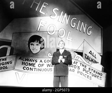 THE SINGING FOOL Stock Photo - Alamy