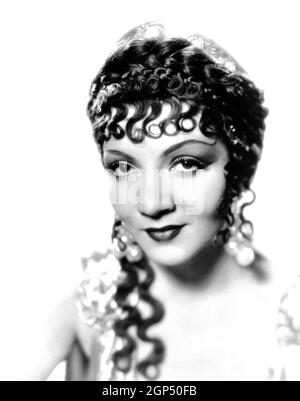 CLAUDETTE COLBERT THE SIGN OF THE CROSS (1932 Stock Photo - Alamy