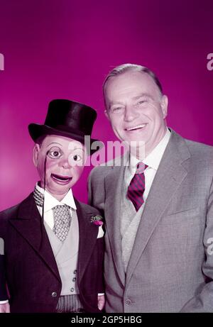 Edgar Bergen (right), with his ventriloquist dummy Effie Klinker (left ...