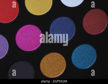 Colorful Cosmetic Pigment Palettes eye shadow cool and warm colors ...