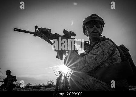 A Marine with the Advanced Machine Gunner Course, Advanced Infantry ...