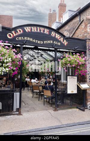 The Old White Swan, Goodramgate, York, England Stock Photo - Alamy