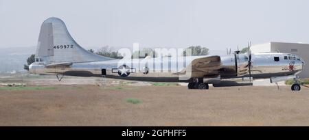 The Boeing B-29 Superfortress, shown here in service with the 98th Bomb ...