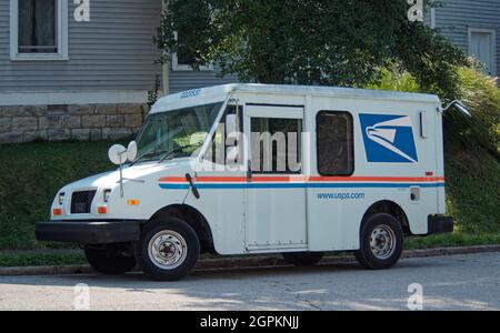 Grumman Long Life Vehicle (LLV), United States Postal Service Truck ...