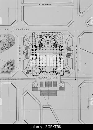Sagrada Familia: Gaudí's final plan for the building (1926 Stock Photo ...