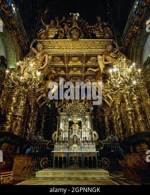 Baroque style Solomonic column in the cathedral of the Andean city of ...