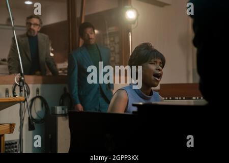 MARLON WAYANS and JENNIFER HUDSON in RESPECT (2021), directed by LIESL ...