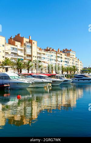 Harbour Of Hyeres, Var, Provence, France Stock Photo - Alamy