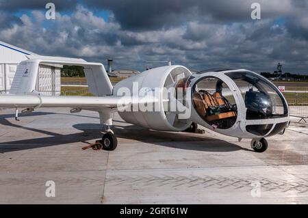 Edgley EA-7 Optica British light aircraft designed for observation work ...