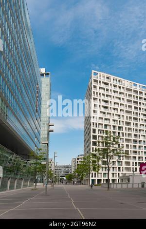 Tech Gate Vienna is a business skyscraper in the Vienna Danubecity ...