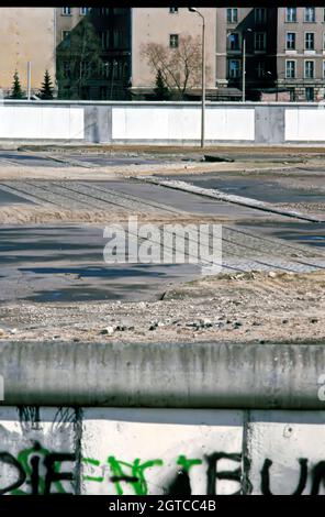 April 1985 - Berlin, Germany - Death Strip between the inner and outer ...