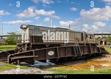 A KTM 25 Class Locomotive 25204 Mutiara on a revolving turntable ...