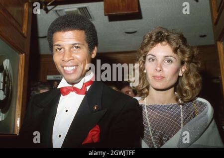 Michael Warren Actor Wife Michael Warren Actor, Writer, Producer