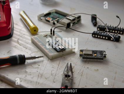 DIY electronics workbench Stock Photo - Alamy