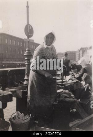 Vintage 1930's London Market Billingsgate Fish Market busy street scene ...