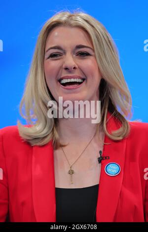 DEHENNA DAVISON, 2021 Stock Photo - Alamy