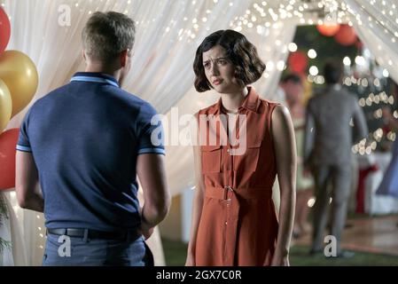 LOVE STRIKES TWICE, from left: Wyatt Nash (back to camera), Katie ...