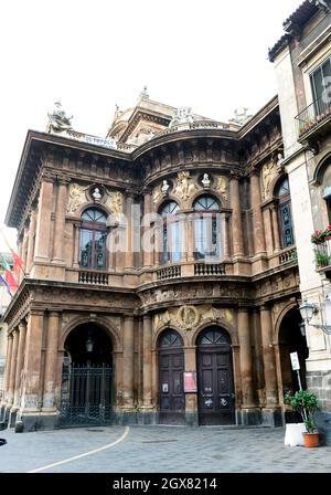 Teatro Massimo Vincenzo Bellini in Catania, Sicily, Italy. Teatro ...