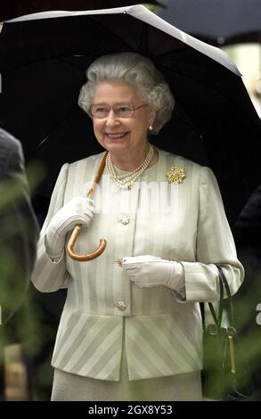 Queen Elizabeth visits the Chelsea Flower Show. Full length. Â©Anwar ...