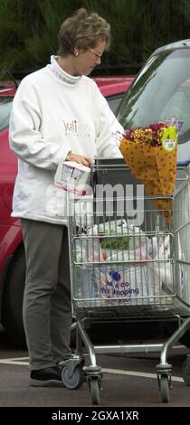 1st pictures of David Jason and his 7 month old girl Sophie with ...