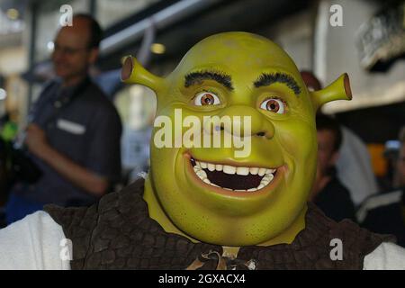 A model Shrek at the UK film premiere of Shrek 2 in Leicester Square ...