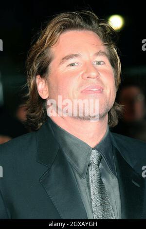Val Kilmer arrives at the UK premiere of Alexander at the Odeon ...