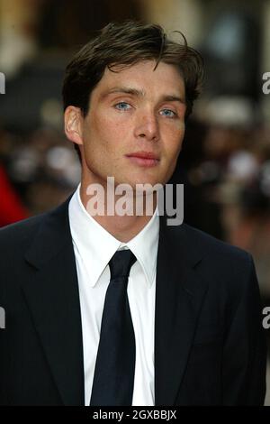 Cillian Murphy arrives at the European Premier of BATMAN BEGINS at the ...