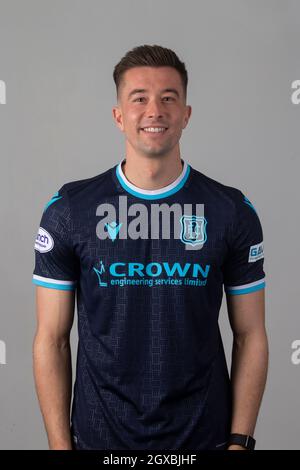 Dundee FC's Cammy Kerr Stock Photo - Alamy