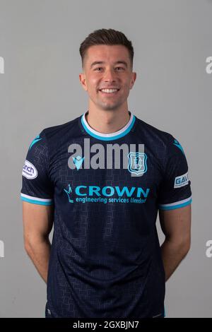 Dundee FC's Cammy Kerr Stock Photo - Alamy