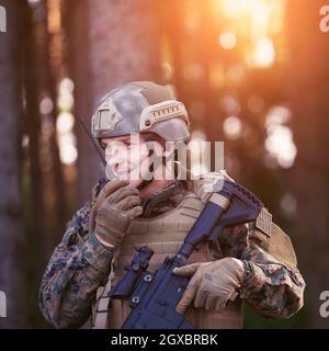 Modern Warfare Soldier Commander Officer Talking Portable Radio Station ...