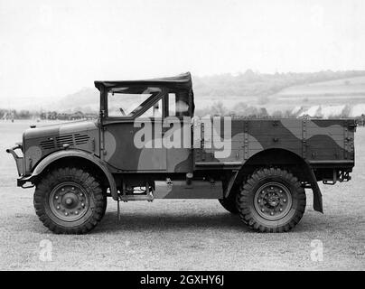 The Bedford MWD 15cwt GS is a military vehicle used during World War II, primarily for transport ...