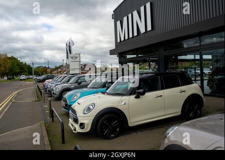A Sytner Mini car dealership in a U.K. city Stock Photo - Alamy
