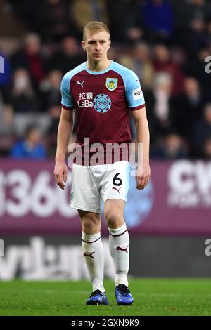 Burnley's Ben Mee Stock Photo - Alamy