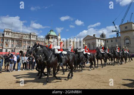 Female Horse Guard, Horse Guards Parade, Whitehall, London, UK Stock ...