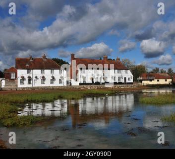 The Royal Oak pub, Langstone, Havant, Hampshire, England UK Stock Photo ...