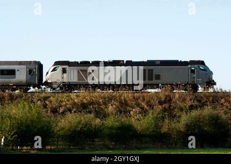 Chiltern Railways Class 68 68014 light loco movement from Wembley to ...
