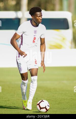Daniel Oyegoke of England in action during France vs England U19 ...