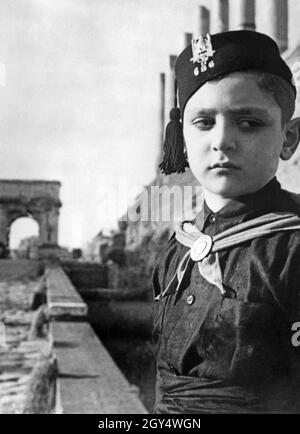 Boy in the fascist uniform of Balilla, Italy Stock Photo - Alamy