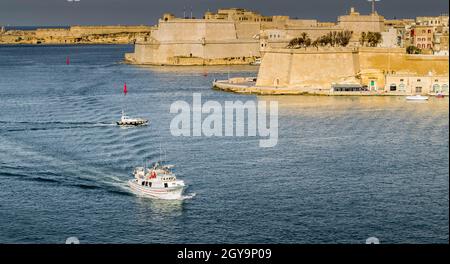 The island of Malta, Maltese ports, Mediterranean city ports, ancient ...